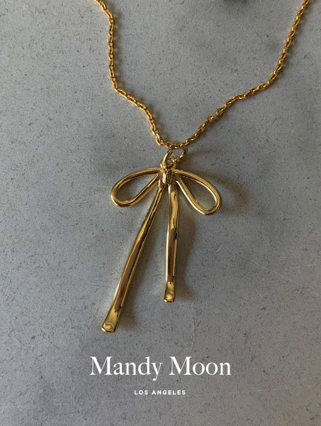 Classic Gold Ribbon Necklace – MM